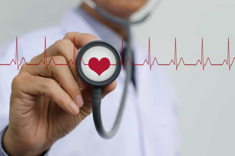 When to Worry About Heart Palpitations: Here's What to Watch Out For