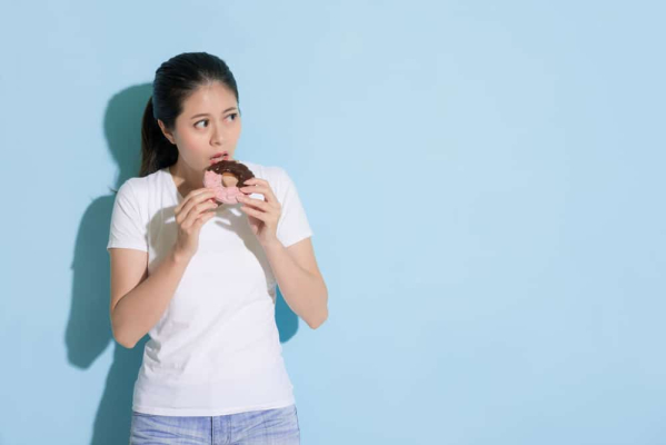 Hypoglycemic and Hyperglycemic Episodes: How Are They Different?