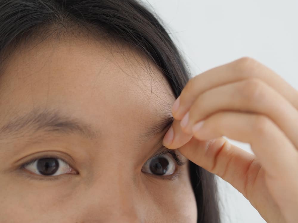 Lazy Eye Causes and Treatment in Adults: How to Manage