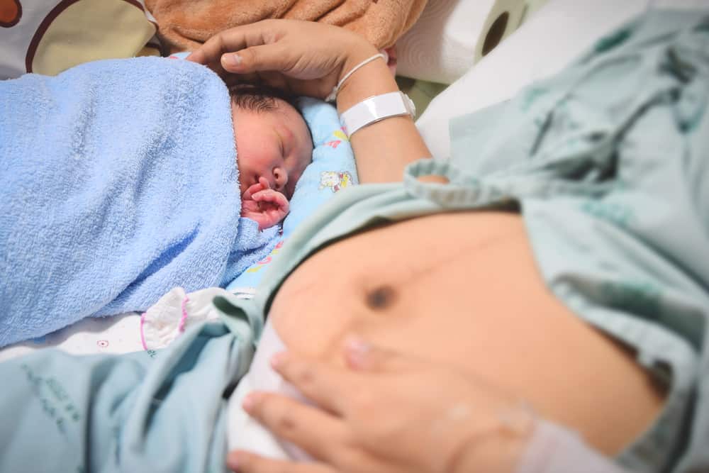After Giving Birth: The Dos and Don'ts for New Mothers