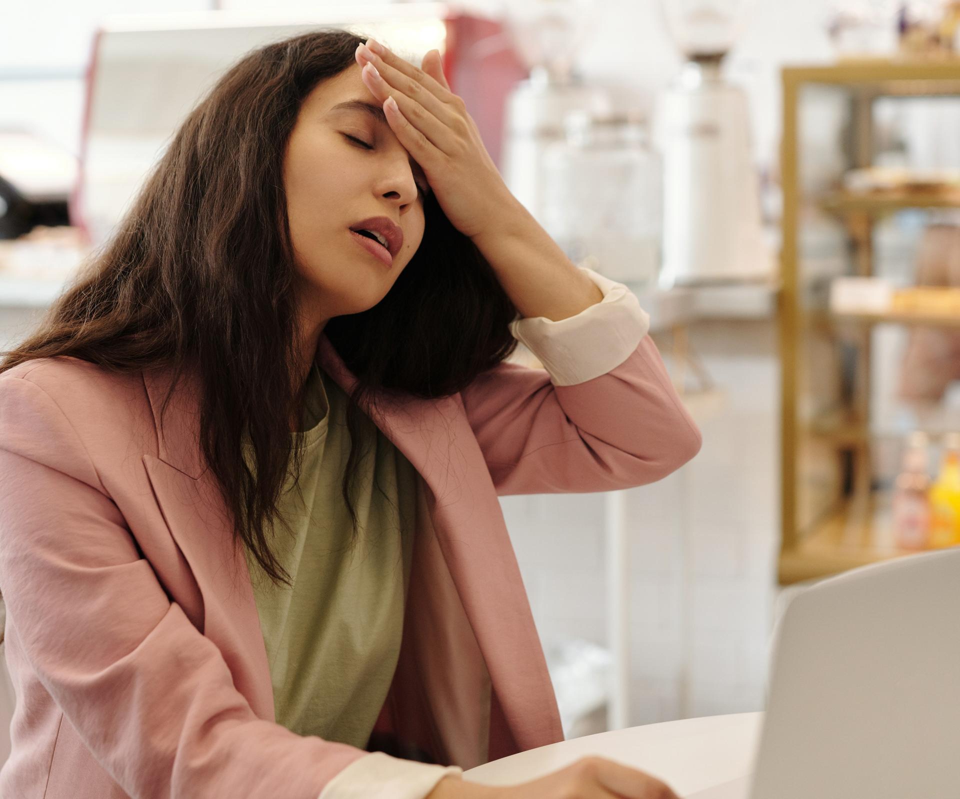 Headache and Fever: Why They Happen - Hello Doctor