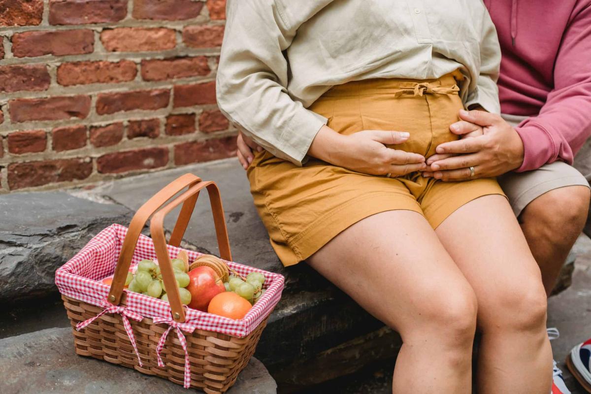 Prutas para sa mga Buntis: Ano ang mga dapat kainin?